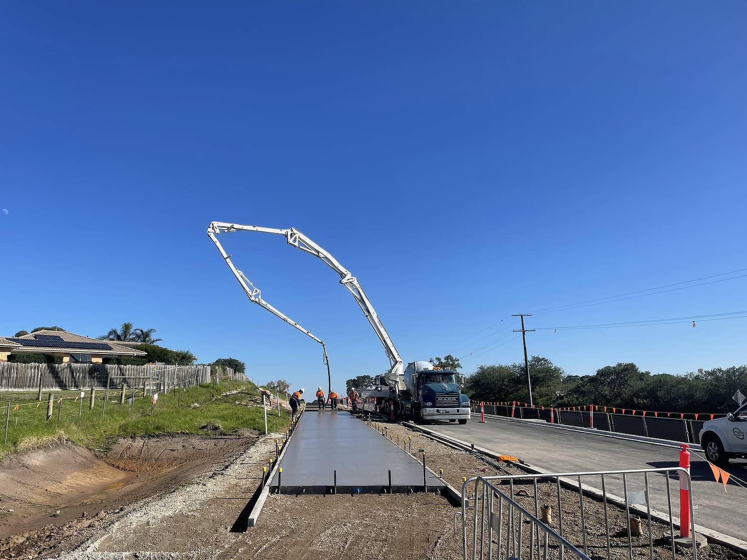 Construction for Shared User Paths, Kerbs, and Crossovers Construction for Shared User Paths, Kerbs, and Crossovers